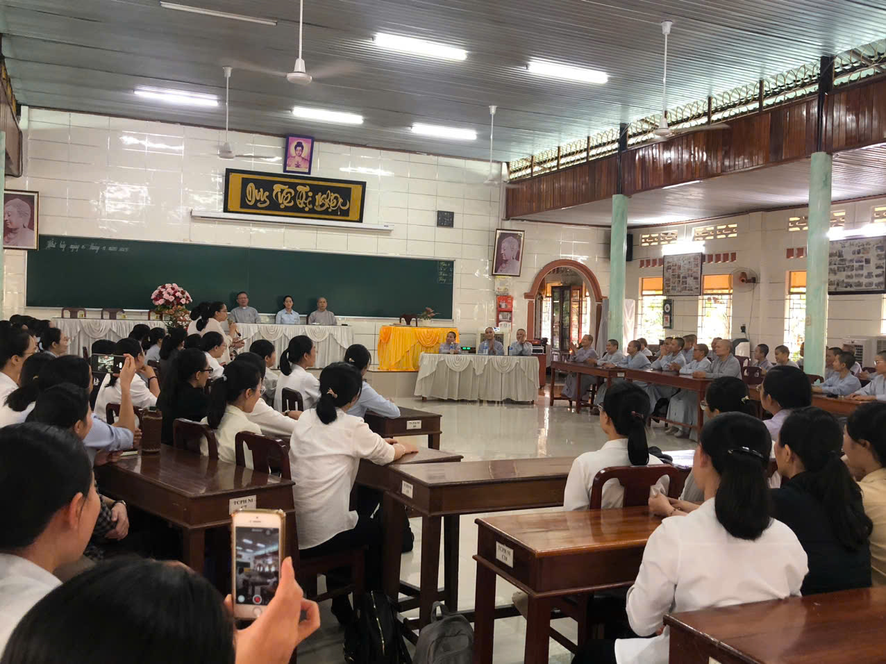 Khóa K26 – Học viện Liên dòng Mến Thánh Giá thăm Thiền viện Viên Chiếu ...